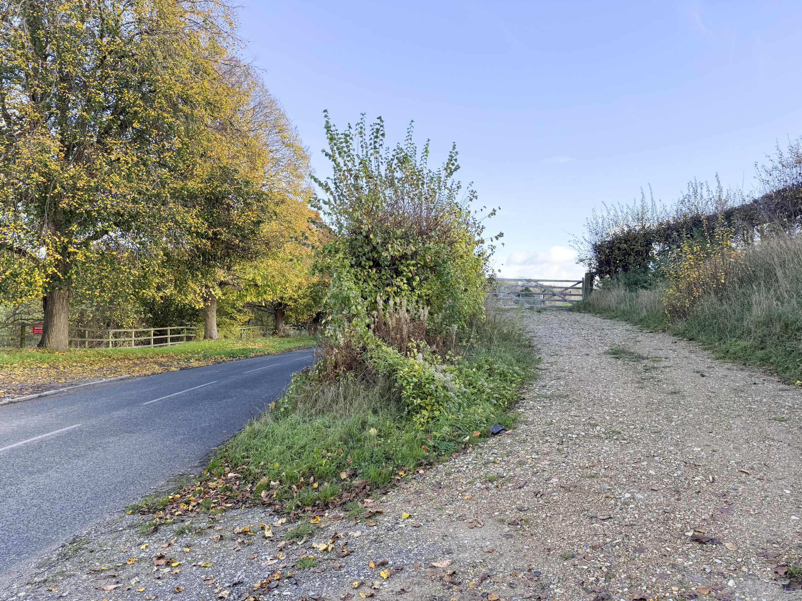 Land off Dean Lane, Cookham, Maidenhead, SL6 9AF : B | E Auction House